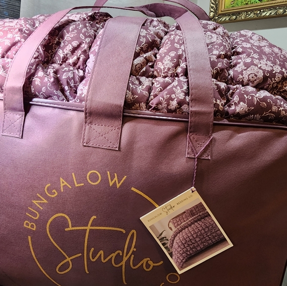 bungalow 360 | Bedding | Bungalow Studio Puffy Cloud Like Texture Plum ...